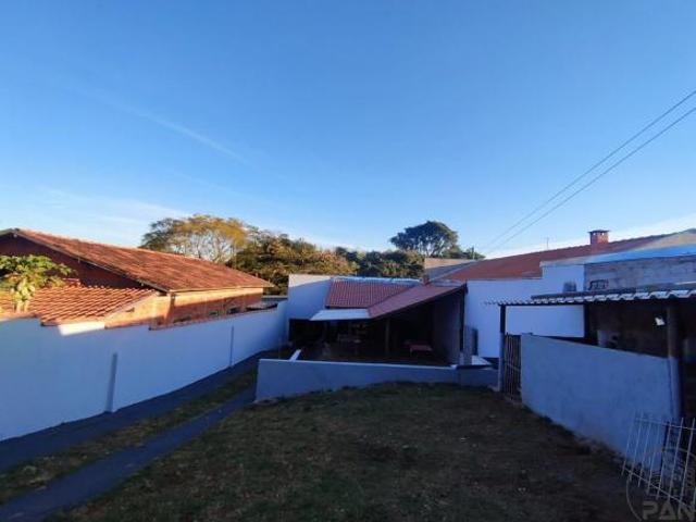 Chácara para venda em Park Residencial Convívio de 200.00m² com 3 Quartos, 1 Suite e 3 Garagens