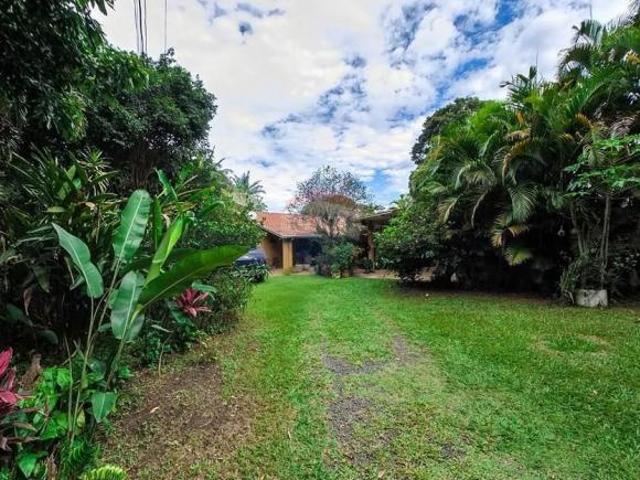 Chácara para venda em Parque Das Árvores de 261.00m² com 3 Quartos e 1 Suite
