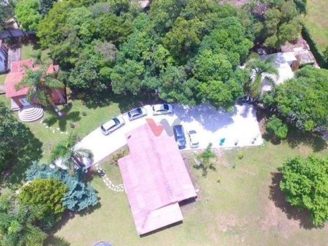 Chácara para venda em Parque Das Nascentes de 240.00m² com 6 Quartos e 20 Garagens