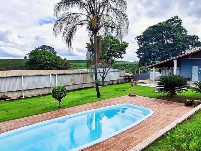 Chácara para venda em Pederneiras de 300.00m² com 5 Quartos e 4 Garagens
