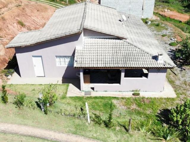 Chácara para Venda em Pedra Bela, 2 dormitórios, 1 suíte, 2 banheiros