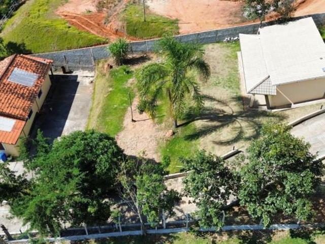 Chácara para Venda em Pedra Bela, 2 dormitórios, 1 suíte, 4 banheiros
