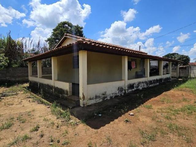 Chácara para Venda em Pedra Bela, zona rural, 3 dormitórios, 1 suíte, 2 banheiros