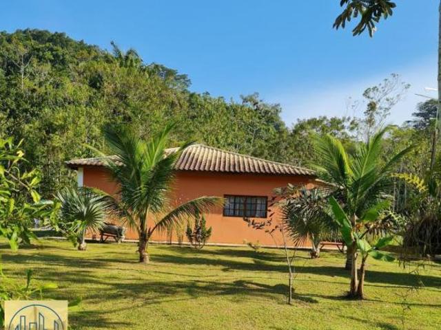 Chácara para Venda em Peruíbe, 2 dormitórios, 1 suíte, 2 banheiros, 18 vagas