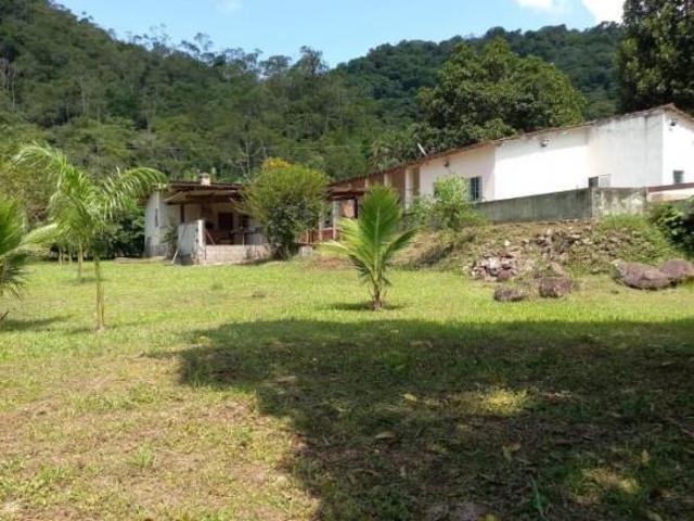 Chácara para Venda em Peruíbe, Bananal, 4 dormitórios, 1 suíte, 3 banheiros, 40 vagas