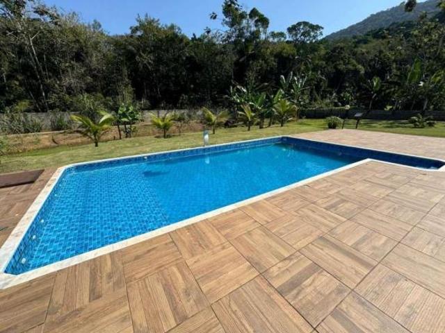 Chácara para Venda em Peruíbe, Parque Serra Mar, 4 dormitórios, 4 suítes, 2 banheiros, 10 vagas