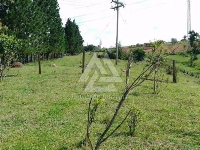 Chácara para venda em Piedade de 23000.00m² com 2 Quartos e 5 Garagens