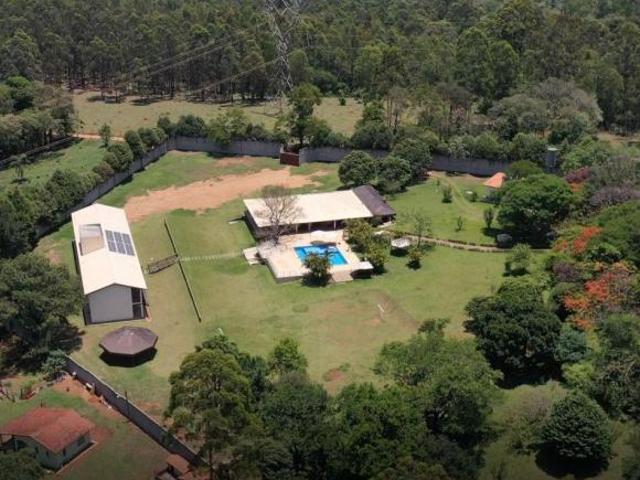 Chácara para venda em Pinhal de 1800.00m² com 16 Quartos, 16 Suites e 10 Garagens