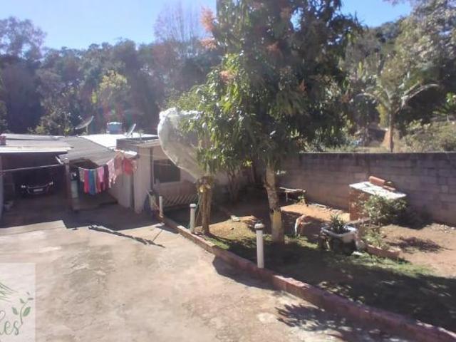 Chácara para Venda em Pinhalzinho, 3 dormitórios, 2 suítes, 1 banheiro
