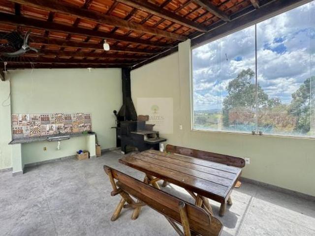 Chácara para Venda em Pinhalzinho, Freitas, 2 dormitórios, 1 suíte, 2 banheiros