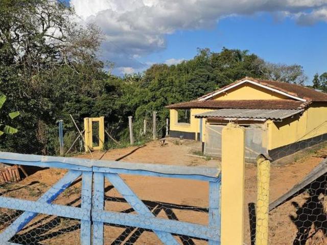 Chácara para Venda em Pinhalzinho, zona rural, 2 dormitórios, 1 banheiro