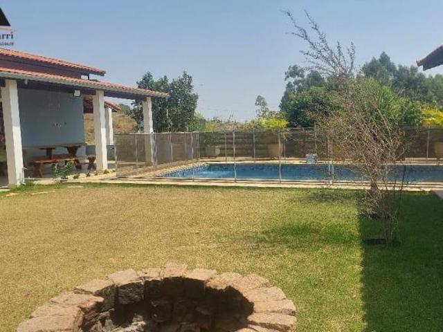 Chácara para Venda em Pinhalzinho, zona rural, 2 dormitórios, 1 suíte, 3 banheiros