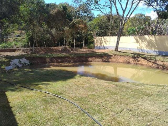 Chácara para Venda em Pinhalzinho, ZONA RURAL, 2 dormitórios, 1 suíte, 3 banheiros, 5 vagas