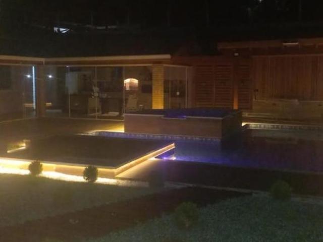 Chácara para Venda em Pinhalzinho, ZONA RURAL, 3 dormitórios, 1 suíte, 3 banheiros, 4 vagas