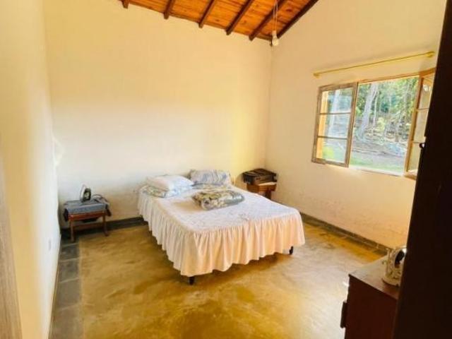 Chácara para Venda em Pinhalzinho, ZONA RURAL, 3 dormitórios, 1 suíte, 3 banheiros, 5 vagas