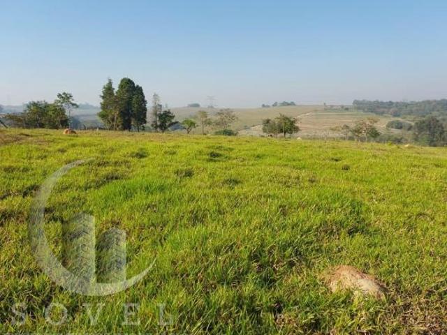 Chácara para Venda em Piracicaba, Volta Grande, 3 dormitórios, 3 banheiros, 2 vagas