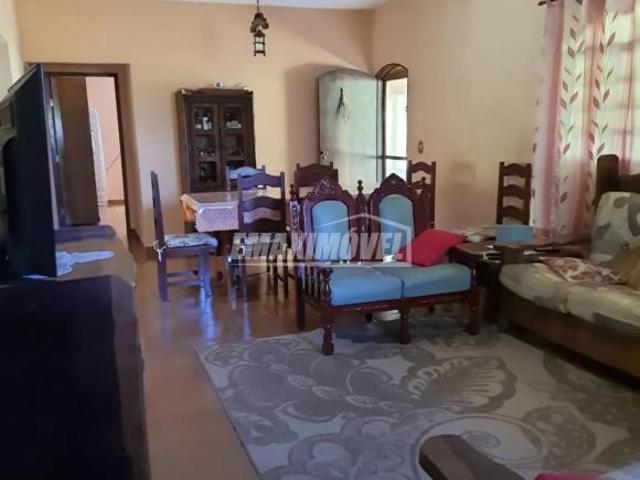Chácara para venda em Quintas I de 300.00m² com 4 Quartos, 2 Suites e 4 Garagens