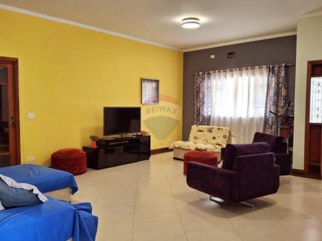 Chácara para venda em Recanto Dourado Ii de 581.50m² com 5 Quartos e 5 Suites
