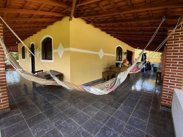 Chácara para Venda em Toledo, Centro, 3 dormitórios, 2 banheiros, 2 vagas