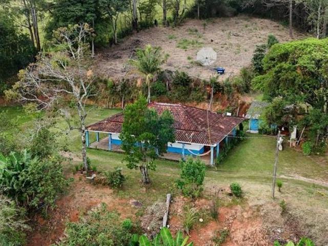 Chácara para venda em Toledo de 180.00m² com 3 Quartos