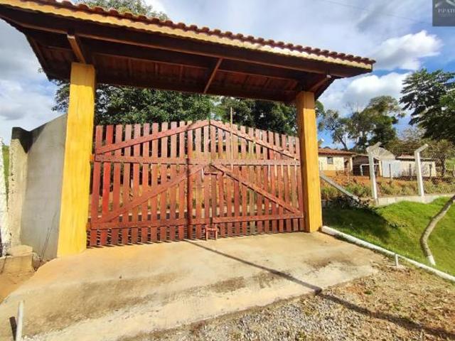Chácara para Venda em Toledo, ZONA RURAL, 2 dormitórios, 1 banheiro, 4 vagas
