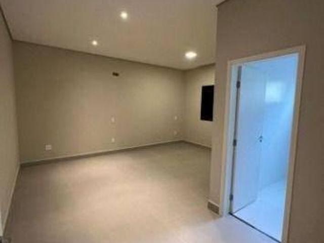 Chácara para venda em Terras De Itaici de 316.00m² com 3 Quartos, 3 Suites e 4 Garagens