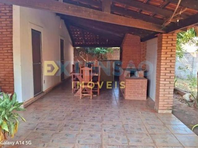 Chácara para venda em Umuarama de 145.00m² com 2 Quartos e 5 Garagens