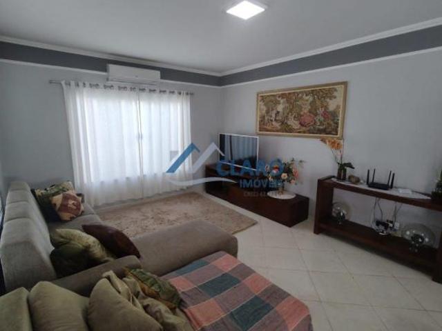 Chácara para venda em Vale Do Igapó de 200.00m² com 2 Quartos, 1 Suite e 4 Garagens