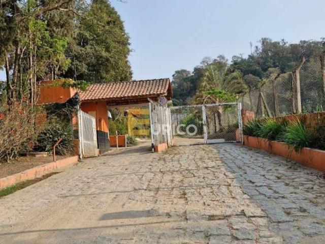 Chácara para venda em Varejão de 370.00m² com 5 Quartos e 1 Suite