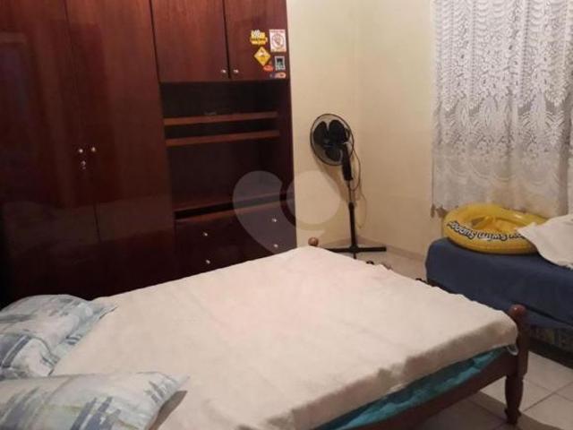 Chácara para venda em Vivendas Do Engenho D Água de 150.00m² com 4 Quartos, 3 Suites e 5 Garagens