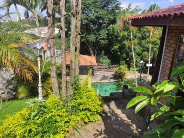 Chácara para venda em Vila Cremonesi de 567.00m² com 3 Quartos, 1 Suite e 15 Garagens