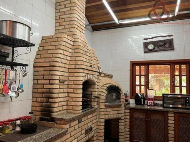 Chácara para venda em Vila Santa Terezinha de 400.00m² com 3 Quartos, 3 Suites e 5 Garagens