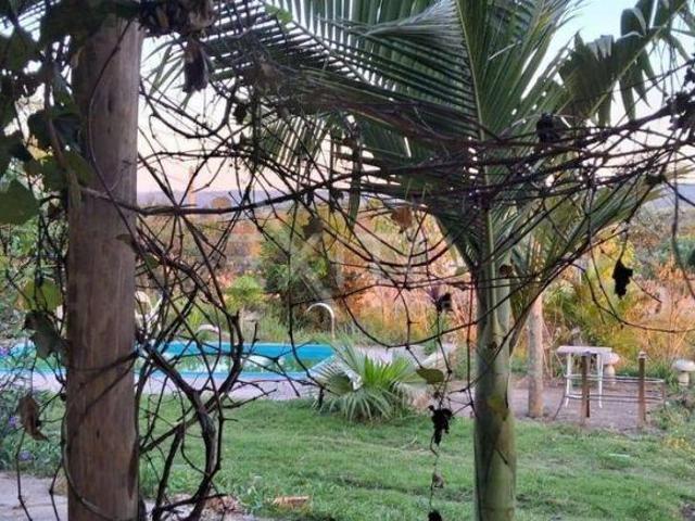 Chácara para venda em Ville Saint James Ii de 124.00m² com 3 Quartos e 4 Garagens
