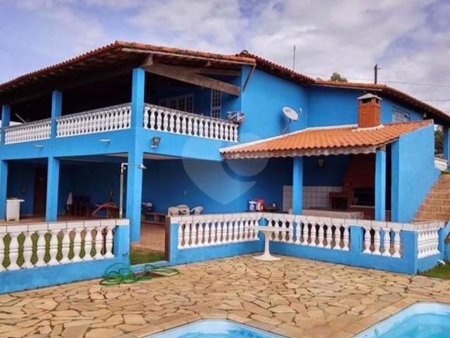 Chácara para venda em Ville Saint James Ii de 442.00m² com 5 Quartos, 2 Suites e 2 Garagens