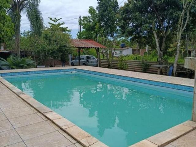 Chácara para Venda, Itanhaém / SP. Possui 04 dormitórios e piscina