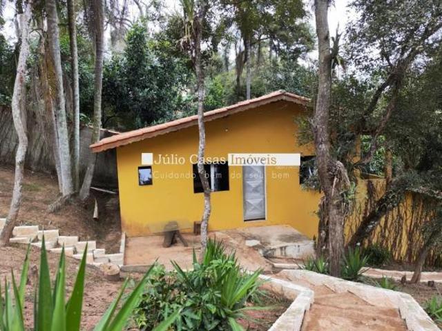 Chácara Pé na Água à Venda com 7 Quartos 2 Suítes Represa de Itupararanga Mairinque