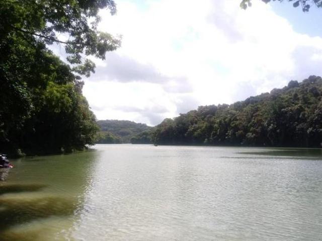 Chácara pé na represa em Miracatu SP
