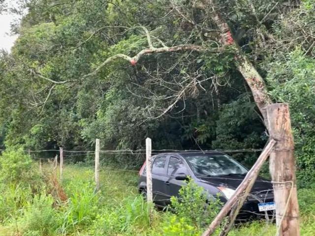 CHACARA PLANA COM LUZ E FIBRA OTICA EM TORRES