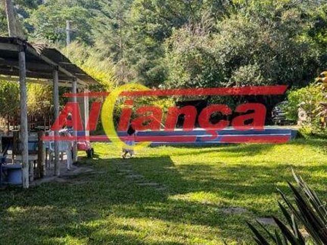 CHACARA PORTEIRA FECHADA