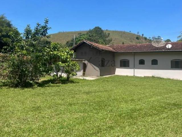 Chácara Rural Bairro Freitas 4 Dormitórios 3.800m²
