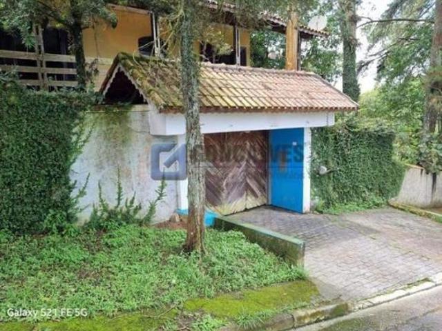 Chácara Rural em São Bernardo do Campo – 4 quartos, piscina e amplo terreno
