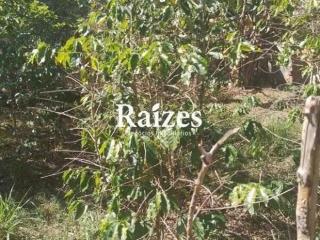 Chácara Rural em Uberlândia 3 Dormitórios 1 Suíte, 140m² Úteis em 1.000m² de Terreno