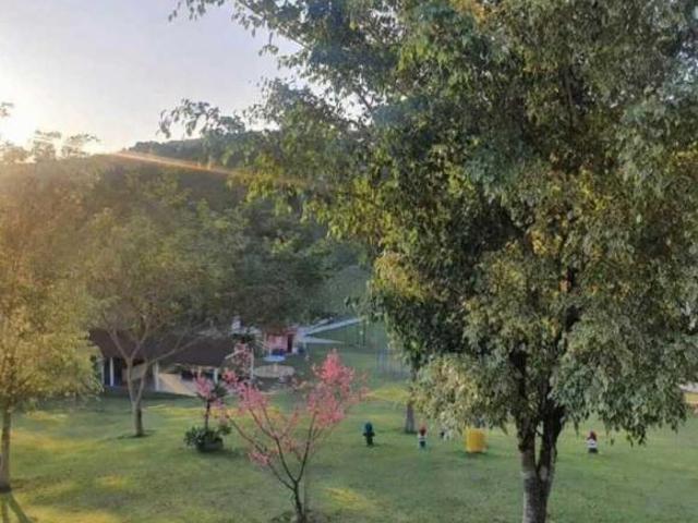 Chácara: / Rural / Jardim Cinco Lagos de Santa Maria