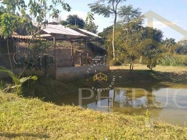 Chácara Residencial à venda, Centro, Santo Antônio do Jardim CH0281