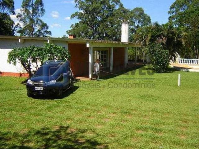 Chácara Residencial à Venda em Alvarenga, SB Campo – 5 Quartos, Piscina e 30 Vagas