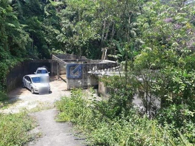 Chácara Residencial à Venda em São Bernardo do Campo – 2 Quartos, 10 Vagas, Amplo Terreno
