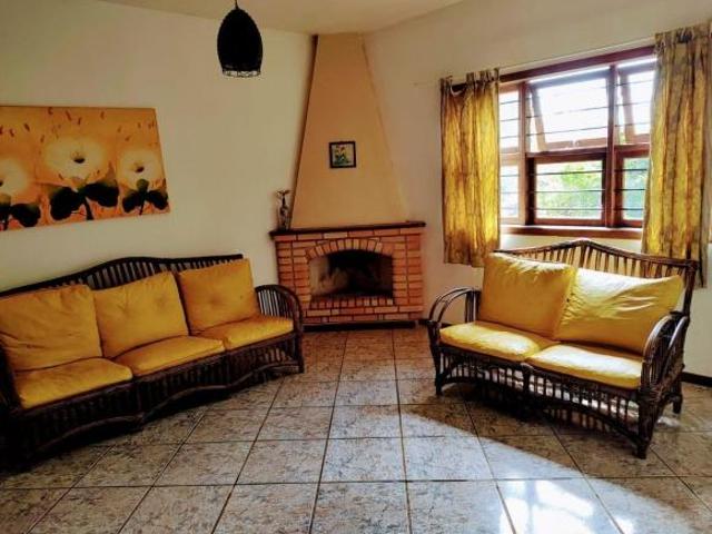 Chácara Residencial com 9 Quartos à venda, 2465 m² por R$ 2.350.000 Condomínio Rio Verde Araçoia