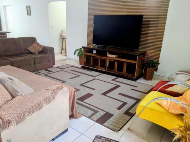 Chácara residencial com 3 dormitórios, sendo 02 suíte à venda, 266 m² por R$ 850.000 REMANSO II