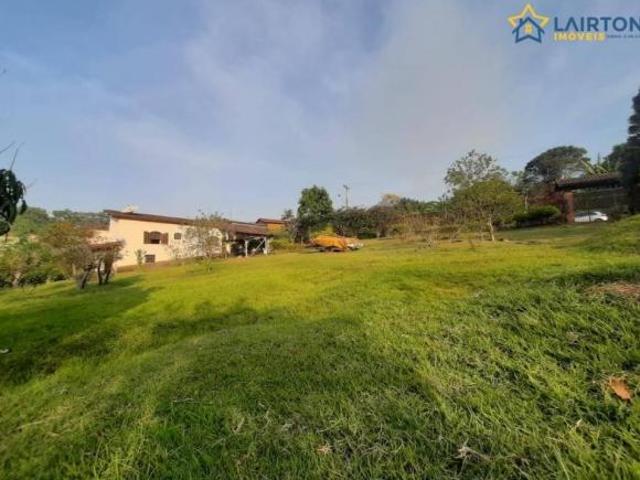 Chácara Residencial de 2.600 m² no Jardim Estância Brasil, Atibaia/SP