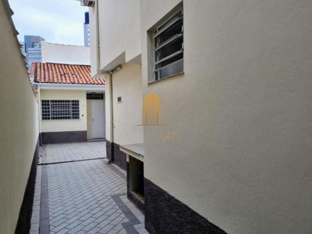 CHACARA SANTO ANTONIO, CASA RESIDENCIAL DE 183M², 3 DORMITORIOS, 1 SUITE E 2 VAGAS